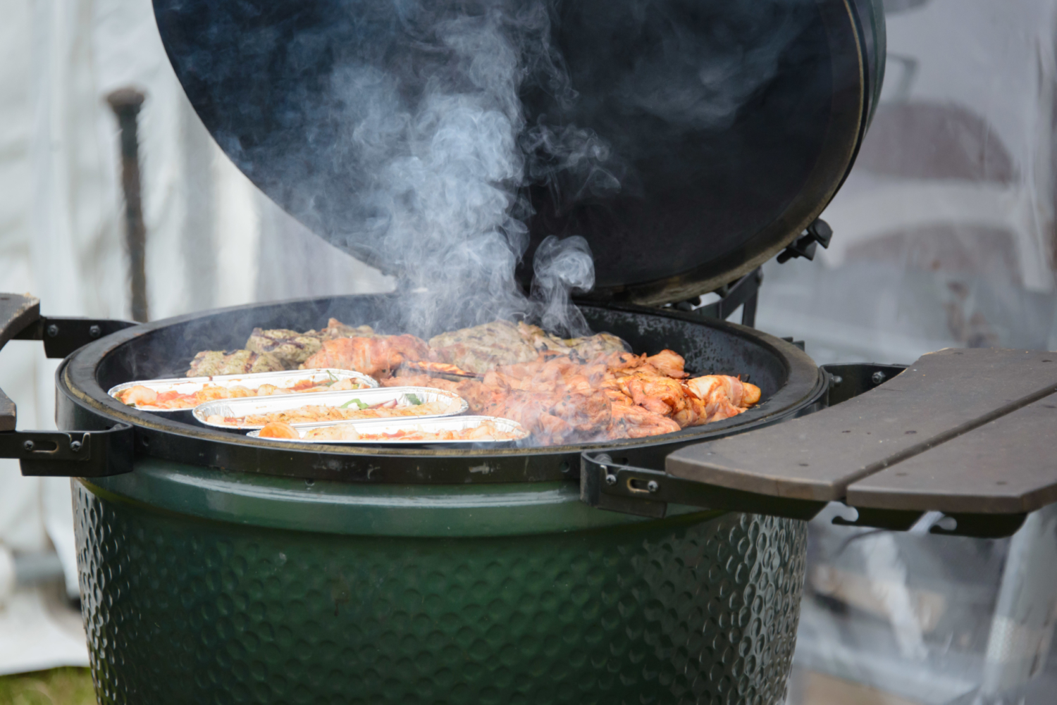 Catering met een Green Egg BBQ en OFYR - B&G Catering